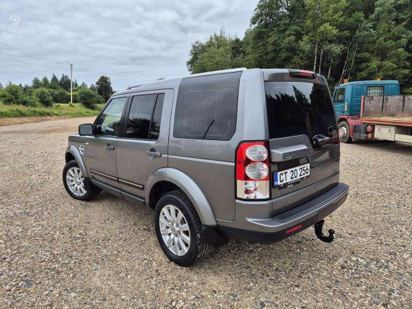Pelēks Land Rover Discovery 2011 Utena, ar dzinēja tilpumu 2.99 L un nobraukumu 336 tūkst. km par 6990 €, foto 4 vietnē AUTOMOTO.COM.LV