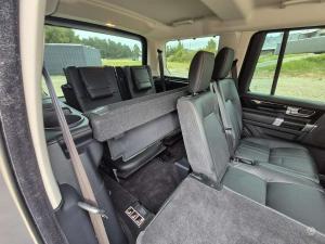 Pelēks Land Rover Discovery 2011 Utena, ar dzinēja tilpumu 2.99 L un nobraukumu 336 tūkst. km par 6990 €, foto 42 vietnē AUTOMOTO.COM.LV