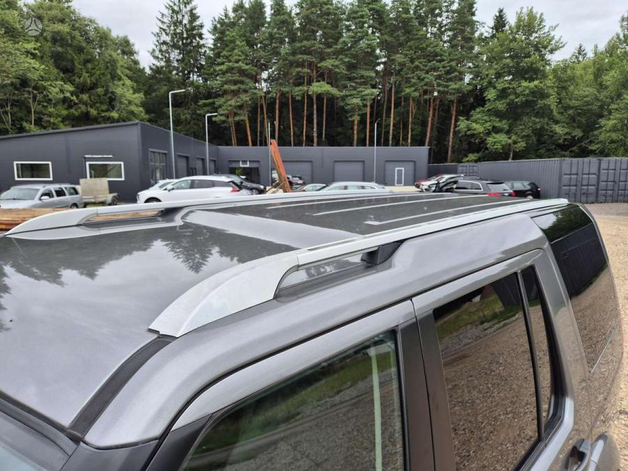 Pelēks Land Rover Discovery 2011 Utena, ar dzinēja tilpumu 2.99 L un nobraukumu 336 tūkst. km par 6990 €, foto 11 vietnē AUTOMOTO.COM.LV