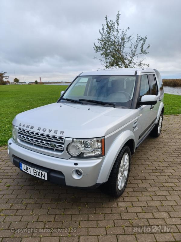 Pelēks Land Rover Discovery 2011 Kuresāre, ar dzinēja tilpumu 3.00 L un nobraukumu 252 tūkst. km par 8999 €, foto 1 vietnē AUTOMOTO.COM.LV