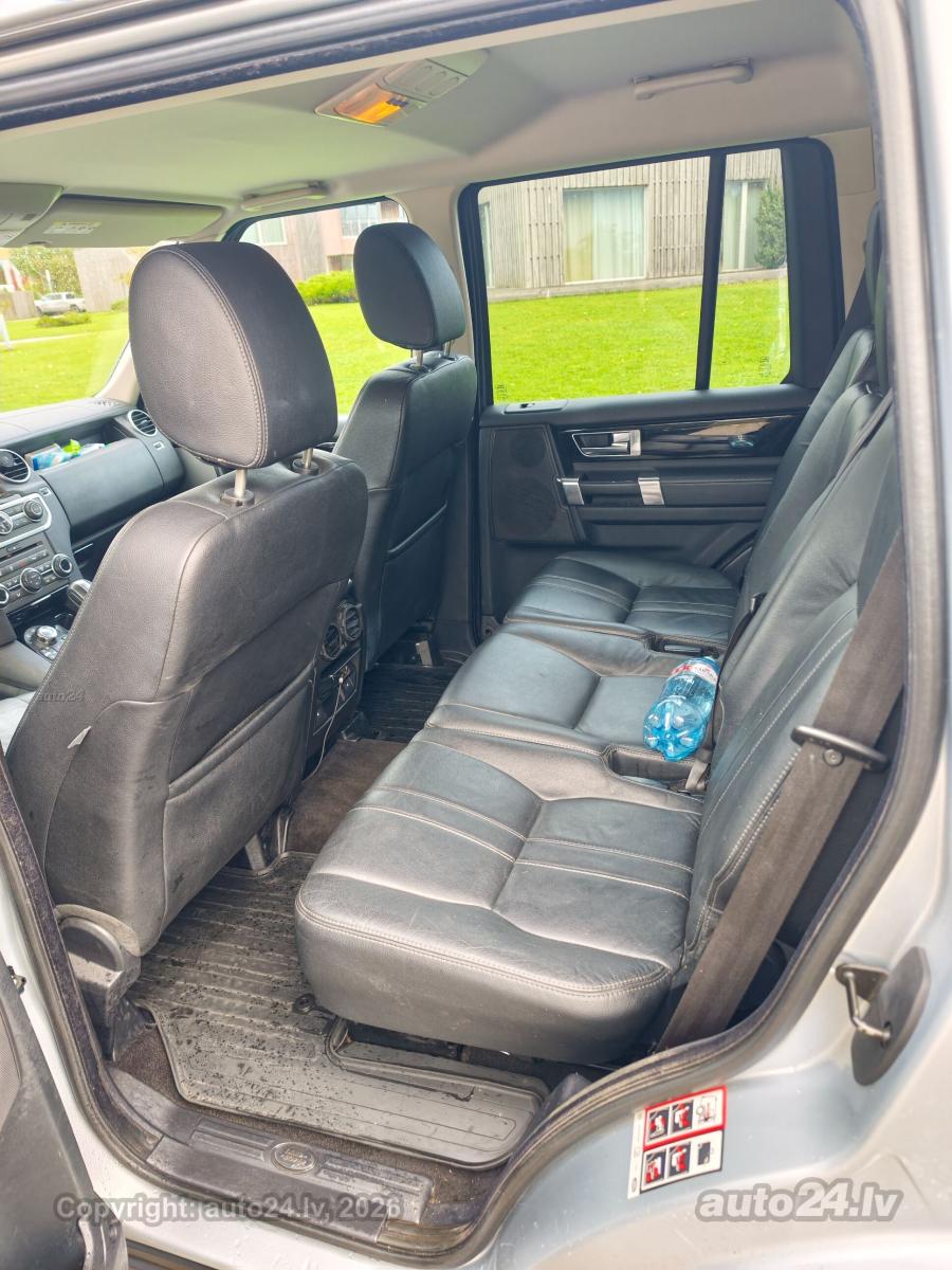 Pelēks Land Rover Discovery 2011 Kuresāre, ar dzinēja tilpumu 3.00 L un nobraukumu 252 tūkst. km par 8999 €, foto 11 vietnē AUTOMOTO.COM.LV