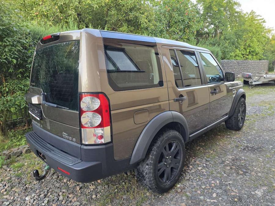 Pelēks Land Rover Discovery 2012 Kauņa, ar dzinēja tilpumu 2.99 L un nobraukumu 272 tūkst. km par 7200 €, foto 3 vietnē AUTOMOTO.COM.LV