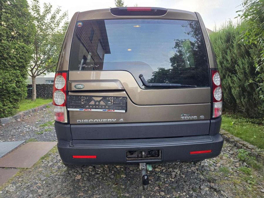 Pelēks Land Rover Discovery 2012 Kauņa, ar dzinēja tilpumu 2.99 L un nobraukumu 272 tūkst. km par 7200 €, foto 11 vietnē AUTOMOTO.COM.LV