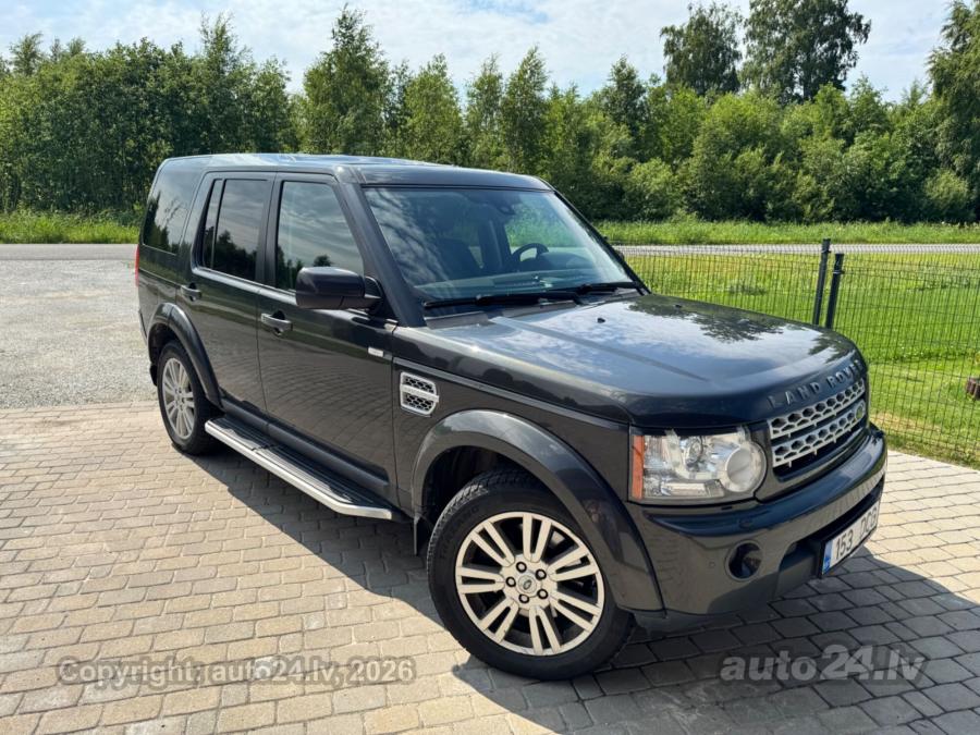 Grey Land Rover Discovery 2013 in Tallinn, with an engine capacity of 3.00 L and mileage of 330 thousand km for 10500 €, photo 4 on AUTOMOTO.COM.LV