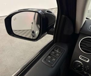 Grey Land Rover Discovery 2015 in Marijampole, with an engine capacity of 2.99 L and mileage of 214 thousand km for 14999 €, photo 6 on AUTOMOTO.COM.LV
