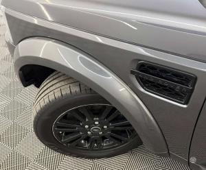 Grey Land Rover Discovery 2015 in Marijampole, with an engine capacity of 2.99 L and mileage of 214 thousand km for 14999 €, photo 24 on AUTOMOTO.COM.LV
