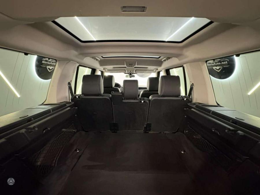 Grey Land Rover Discovery 2015 in Marijampole, with an engine capacity of 2.99 L and mileage of 214 thousand km for 14700 €, photo 20 on AUTOMOTO.COM.LV