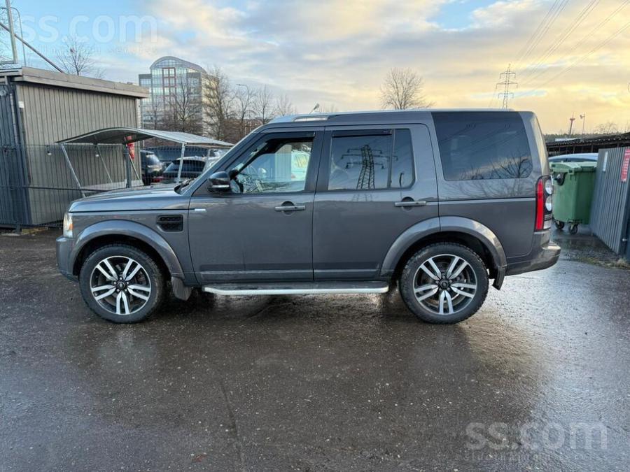Pelēks Land Rover Discovery 2016 Rīga, ar dzinēja tilpumu 3.00 L un nobraukumu 129 tūkst. km par 22490 €, foto 7 vietnē AUTOMOTO.COM.LV