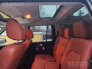 Grey Land Rover Discovery 2016 in Riga, with an engine capacity of 3.00 L and mileage of 167 thousand km for 16900 €, photo 18 on AUTOMOTO.COM.LV