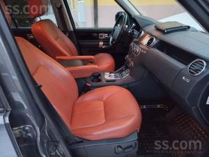 Grey Land Rover Discovery 2016 in Riga, with an engine capacity of 3.00 L and mileage of 167 thousand km for 16900 €, photo 21 on AUTOMOTO.COM.LV