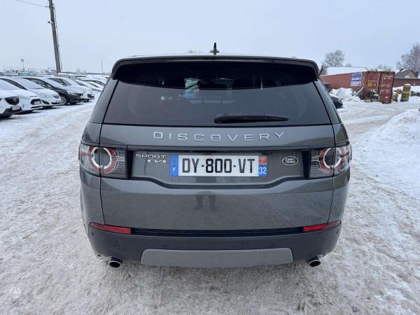 Grey Land Rover Discovery 2016 in Taurage, with an engine capacity of 2.00 L and mileage of 143 thousand km for 9900 €, photo 5 on AUTOMOTO.COM.LV