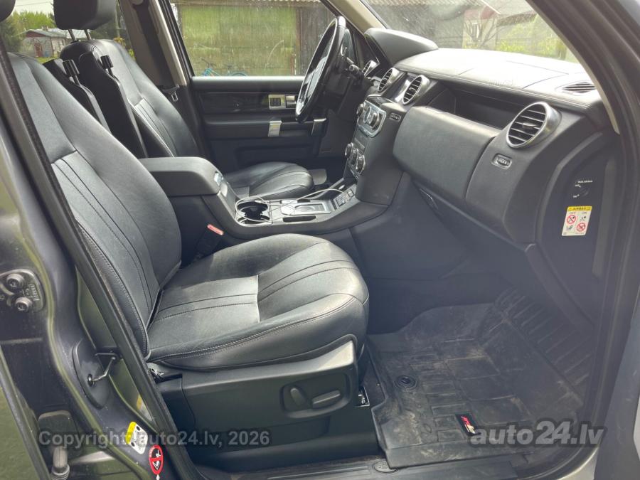 Grey Land Rover Discovery 2016 in Parnu, with an engine capacity of 3.00 L and mileage of 178 thousand km for 30500 €, photo 6 on AUTOMOTO.COM.LV