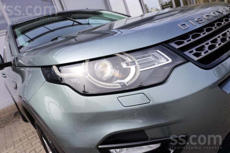 Pelēks Land Rover Discovery 2016 Rīga, ar dzinēja tilpumu 2.00 L un nobraukumu 92 tūkst. km par 12995 €, foto 5 vietnē AUTOMOTO.COM.LV