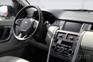 Pelēks Land Rover Discovery 2016 Rīga, ar dzinēja tilpumu 2.00 L un nobraukumu 92 tūkst. km par 12995 €, foto 15 vietnē AUTOMOTO.COM.LV