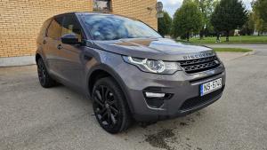 Grey Land Rover Discovery 2016 in Riga, with an engine capacity of 2.00 L and mileage of 292 thousand km for 12550 €, photo 4 on AUTOMOTO.COM.LV