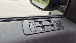 Grey Land Rover Discovery 2016 in Riga, with an engine capacity of 2.00 L and mileage of 292 thousand km for 12550 €, photo 14 on AUTOMOTO.COM.LV