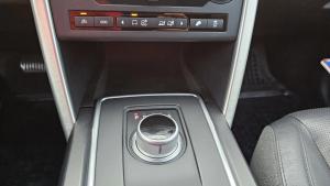 Grey Land Rover Discovery 2016 in Riga, with an engine capacity of 2.00 L and mileage of 292 thousand km for 12550 €, photo 22 on AUTOMOTO.COM.LV