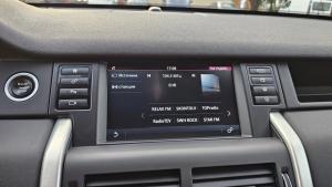 Grey Land Rover Discovery 2016 in Riga, with an engine capacity of 2.00 L and mileage of 292 thousand km for 12550 €, photo 24 on AUTOMOTO.COM.LV