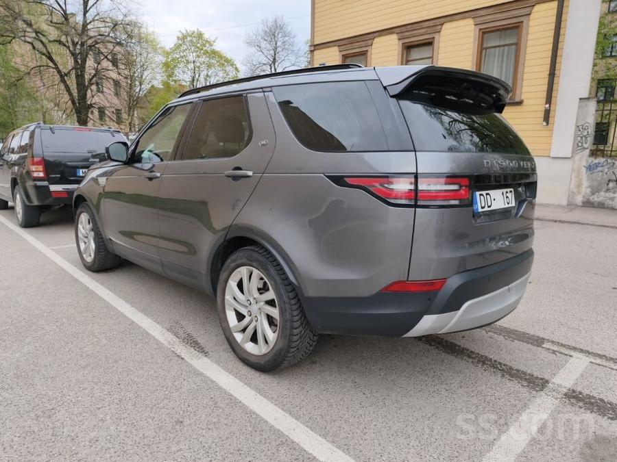 Pelēks Land Rover Discovery 2017 Rīga, ar dzinēja tilpumu 2.00 L un nobraukumu 156 tūkst. km par 18900 €, foto 3 vietnē AUTOMOTO.COM.LV