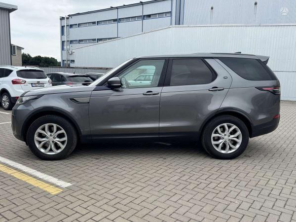 Grey Land Rover Discovery 2017 in Taurage, with an engine capacity of 2.00 L and mileage of 173 thousand km for 15750 €, photo 4 on AUTOMOTO.COM.LV