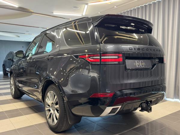 Pelēks Land Rover Discovery 2017 Rīga, ar dzinēja tilpumu 3.00 L un nobraukumu 128 tūkst. km par 22490 €, foto 5 vietnē AUTOMOTO.COM.LV