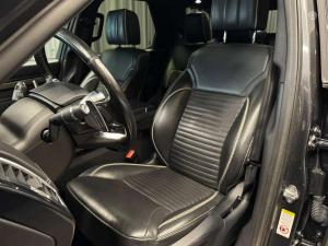 Grey Land Rover Discovery 2017 in Riga, with an engine capacity of 2.99 L and mileage of 128 thousand km for 22490 €, photo 10 on AUTOMOTO.COM.LV