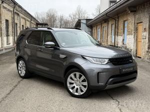 Grey Land Rover Discovery 2018 in Riga, with an engine capacity of 2.00 L and mileage of 128 thousand km for 33000 €, photo 2 on AUTOMOTO.COM.LV