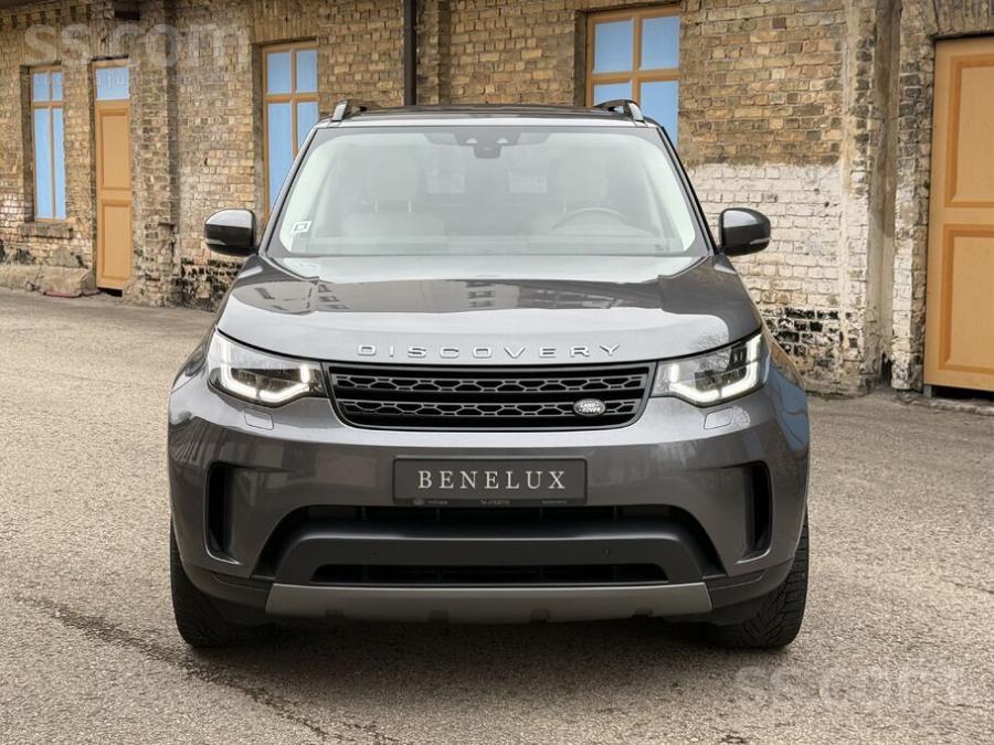 Grey Land Rover Discovery 2018 in Riga, with an engine capacity of 2.00 L and mileage of 128 thousand km for 33000 €, photo 6 on AUTOMOTO.COM.LV