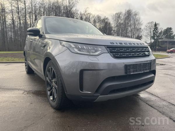 Grey Land Rover Discovery 2018 in Riga, with an engine capacity of 3.00 L and mileage of 133 thousand km for 28800 €, photo 2 on AUTOMOTO.COM.LV