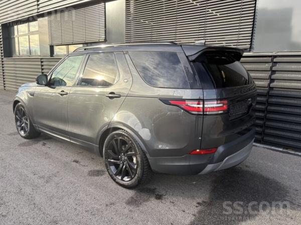 Grey Land Rover Discovery 2018 in Jekabpils, with an engine capacity of 3.00 L and mileage of 152 thousand km for 16900 €, photo 6 on AUTOMOTO.COM.LV