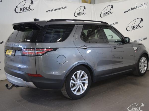 Grey Land Rover Discovery 2018 in Riga, with an engine capacity of 2.00 L and mileage of 211 thousand km for 10500 €, photo 2 on AUTOMOTO.COM.LV