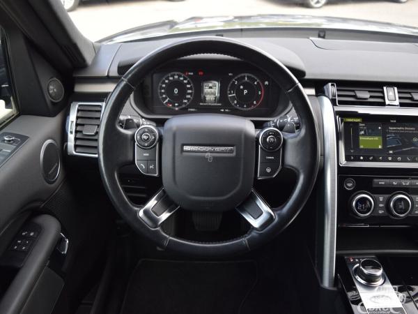 Pelēks Land Rover Discovery 2018 Rīga, ar dzinēja tilpumu 2.00 L un nobraukumu 211 tūkst. km par 10500 €, foto 10 vietnē AUTOMOTO.COM.LV
