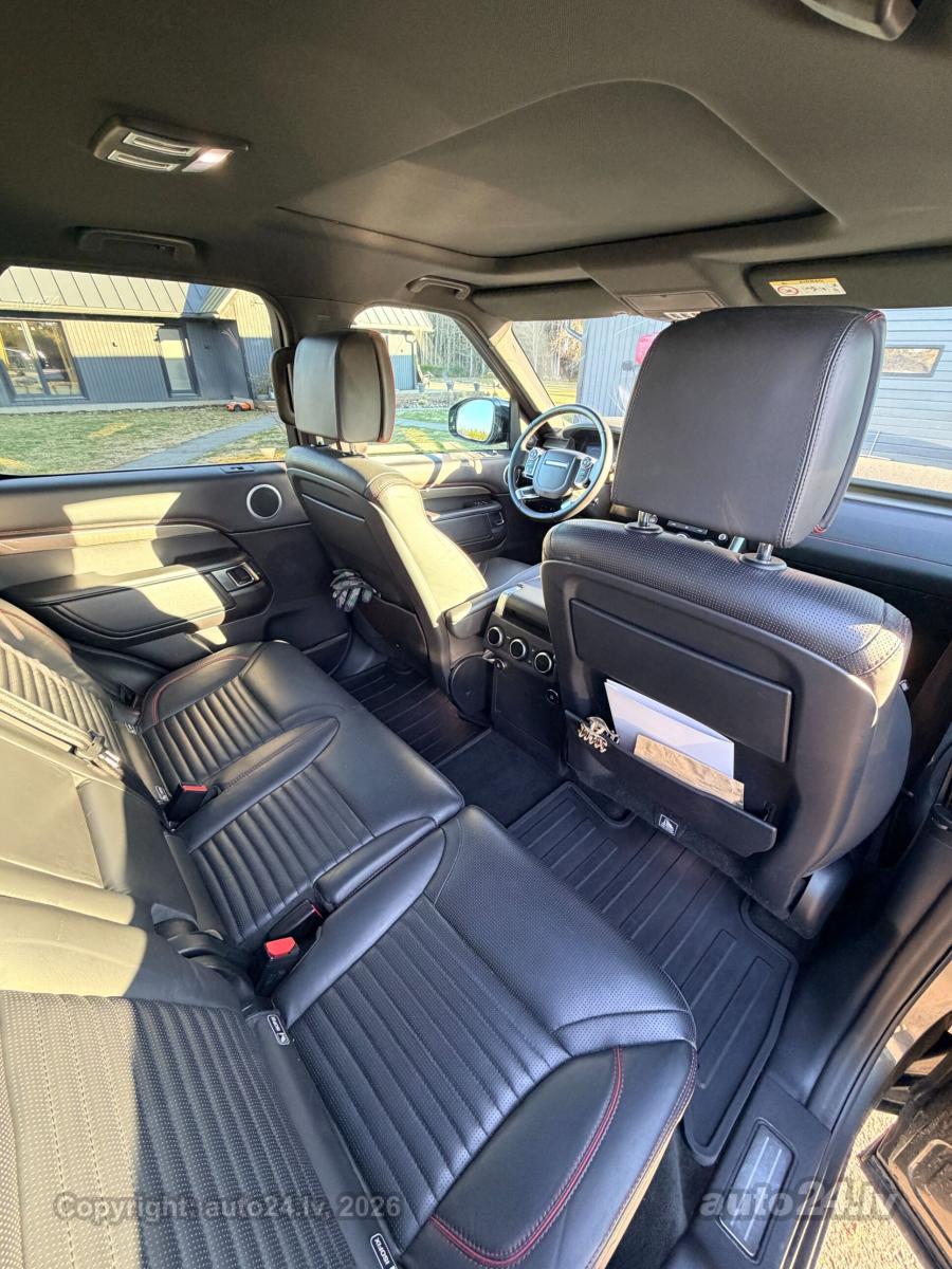 Grey Land Rover Discovery 2018 in Rapla, with an engine capacity of 3.00 L and mileage of 153 thousand km for 31900 €, photo 12 on AUTOMOTO.COM.LV