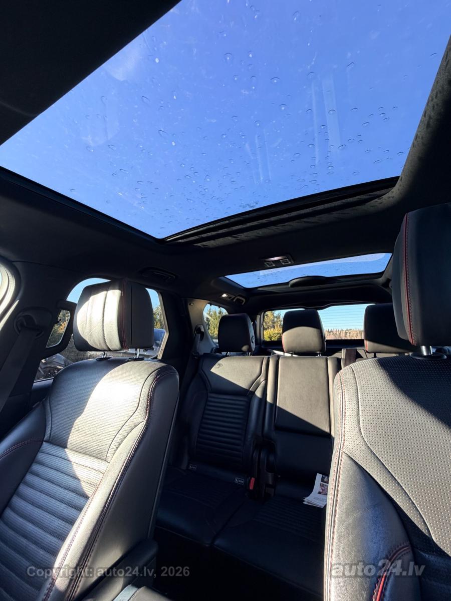 Grey Land Rover Discovery 2018 in Rapla, with an engine capacity of 3.00 L and mileage of 153 thousand km for 31900 €, photo 13 on AUTOMOTO.COM.LV