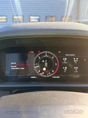Grey Land Rover Discovery 2018 in Rapla, with an engine capacity of 3.00 L and mileage of 153 thousand km for 31900 €, photo 16 on AUTOMOTO.COM.LV