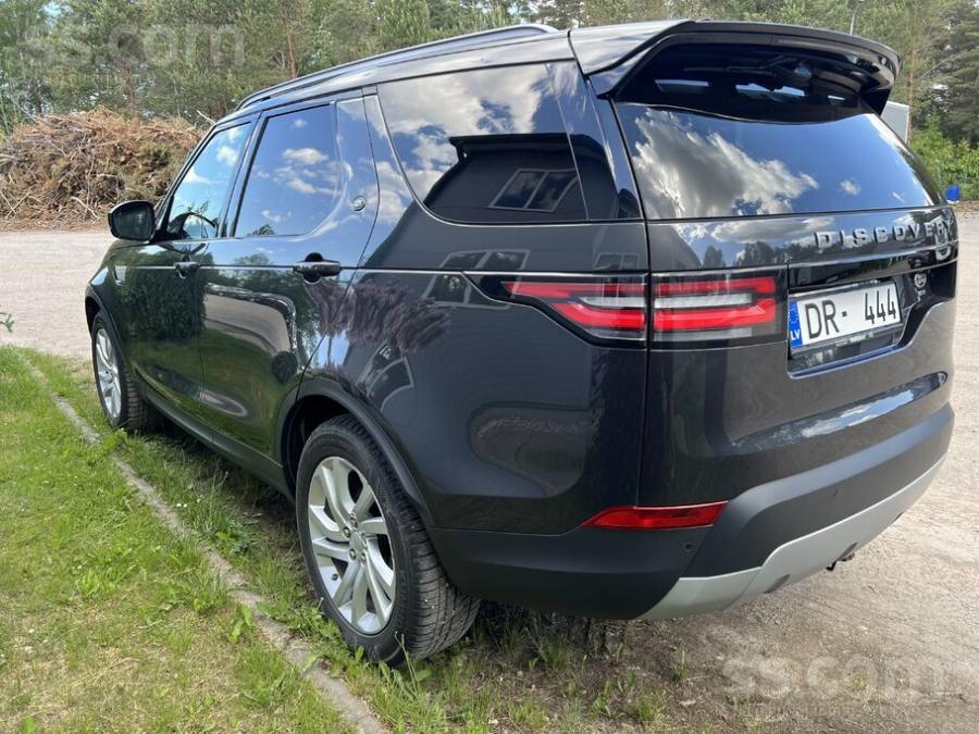 Grey Land Rover Discovery 2018 in Jurmala, with an engine capacity of 2.00 L and mileage of 0 thousand km for 21500 €, photo 3 on AUTOMOTO.COM.LV