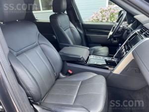 Grey Land Rover Discovery 2018 in Jurmala, with an engine capacity of 2.00 L and mileage of 0 thousand km for 21500 €, photo 7 on AUTOMOTO.COM.LV
