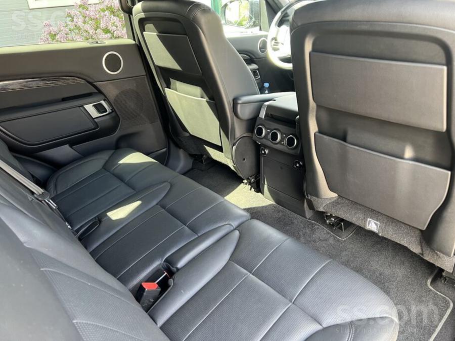 Grey Land Rover Discovery 2018 in Jurmala, with an engine capacity of 2.00 L and mileage of 0 thousand km for 21500 €, photo 9 on AUTOMOTO.COM.LV