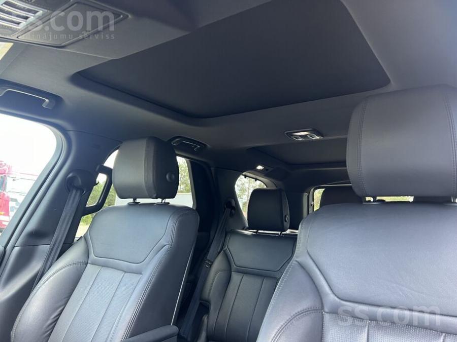 Grey Land Rover Discovery 2018 in Jurmala, with an engine capacity of 2.00 L and mileage of 0 thousand km for 21500 €, photo 12 on AUTOMOTO.COM.LV