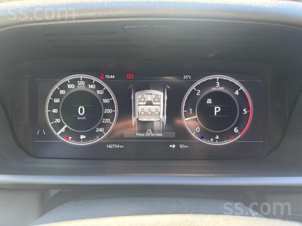 Pelēks Land Rover Discovery 2018 Rīga, ar dzinēja tilpumu 3.00 L un nobraukumu 143 tūkst. km par 23900 €, foto 8 vietnē AUTOMOTO.COM.LV