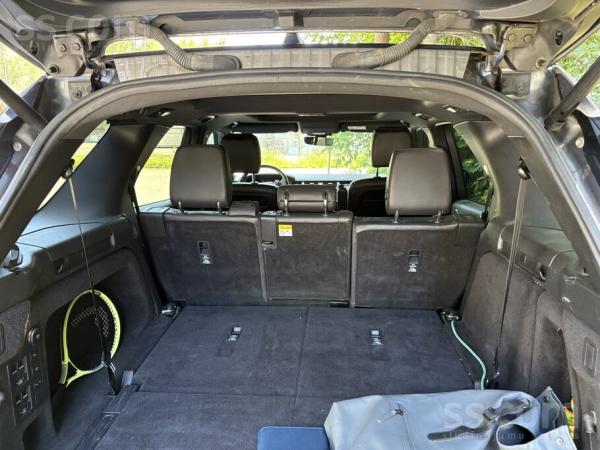 Pelēks Land Rover Discovery 2018 Rīga, ar dzinēja tilpumu 3.00 L un nobraukumu 260 tūkst. km par 19000 €, foto 5 vietnē AUTOMOTO.COM.LV