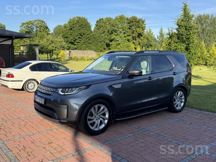 Pelēks Land Rover Discovery 2018 Madona, ar dzinēja tilpumu 2.00 L un nobraukumu 96 tūkst. km par 24999 €, foto 3 vietnē AUTOMOTO.COM.LV
