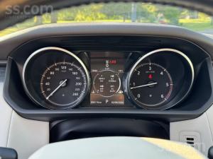 Pelēks Land Rover Discovery 2018 Madona, ar dzinēja tilpumu 2.00 L un nobraukumu 96 tūkst. km par 24999 €, foto 9 vietnē AUTOMOTO.COM.LV