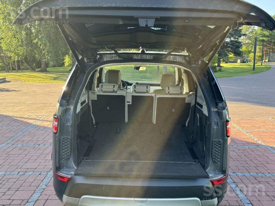 Pelēks Land Rover Discovery 2018 Madona, ar dzinēja tilpumu 2.00 L un nobraukumu 96 tūkst. km par 24999 €, foto 13 vietnē AUTOMOTO.COM.LV