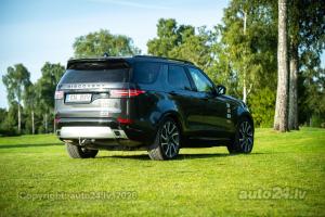 Pelēks Land Rover Discovery 2018 Tallina, ar dzinēja tilpumu 3.00 L un nobraukumu 161 tūkst. km par 29900 €, foto 7 vietnē AUTOMOTO.COM.LV