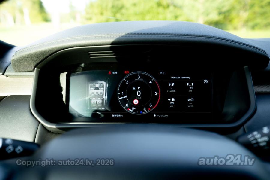Pelēks Land Rover Discovery 2018 Tallina, ar dzinēja tilpumu 3.00 L un nobraukumu 161 tūkst. km par 29900 €, foto 16 vietnē AUTOMOTO.COM.LV