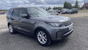 Grey Land Rover Discovery 2018 in Taurage, with an engine capacity of 2.00 L and mileage of 160 thousand km for 12900 €, photo 4 on AUTOMOTO.COM.LV