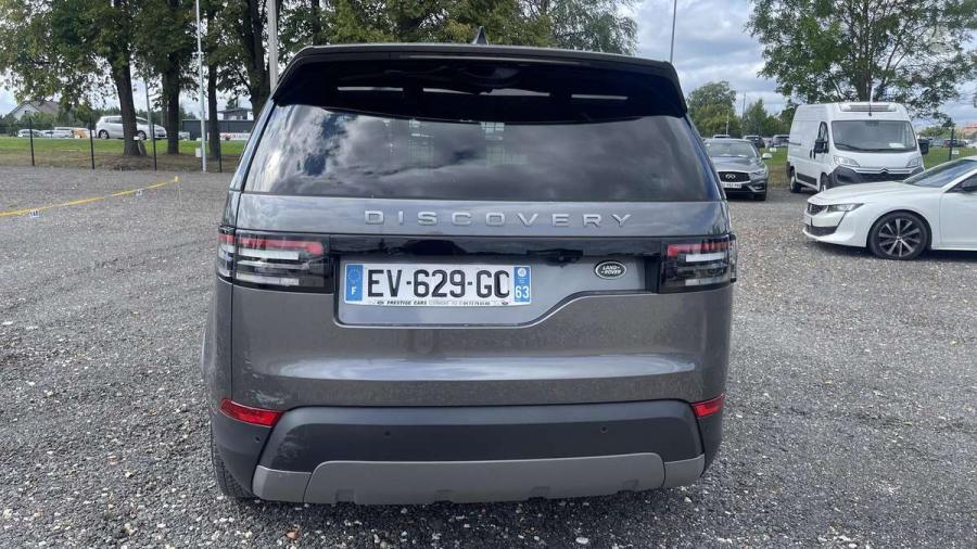 Grey Land Rover Discovery 2018 in Taurage, with an engine capacity of 2.00 L and mileage of 160 thousand km for 12900 €, photo 9 on AUTOMOTO.COM.LV