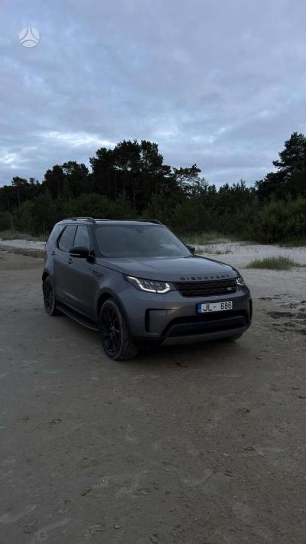 Grey Land Rover Discovery 2018 in Jurmala, with an engine capacity of 2.99 L and mileage of 210 thousand km for 19200 €, photo 1 on AUTOMOTO.COM.LV