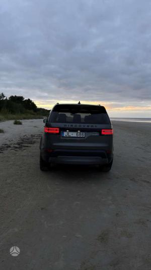 Grey Land Rover Discovery 2018 in Jurmala, with an engine capacity of 2.99 L and mileage of 210 thousand km for 19200 €, photo 6 on AUTOMOTO.COM.LV